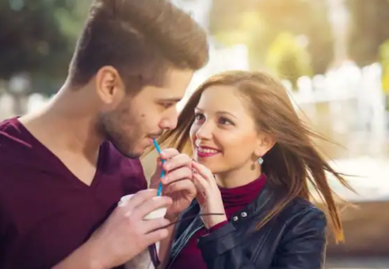 7 Old-Fashioned Ways To Flirt That Never Go Out Of Style